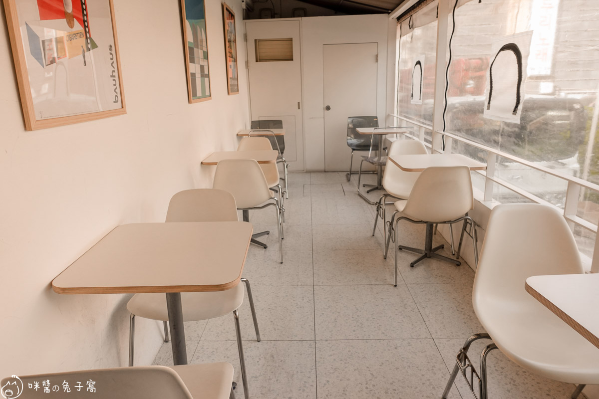 首爾美食。Mouse Rabbit Coffee 鼠兔咖啡 SJ藝聲開的咖啡廳 ELF必訪咖啡廳 還可以買咖啡廳周邊商品~~ - 咪醬の兔子窩